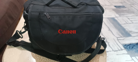 Продаю камеру Canon Eos 80D с объективом Canon SIGMA 17-50mm F2.8
В ко
