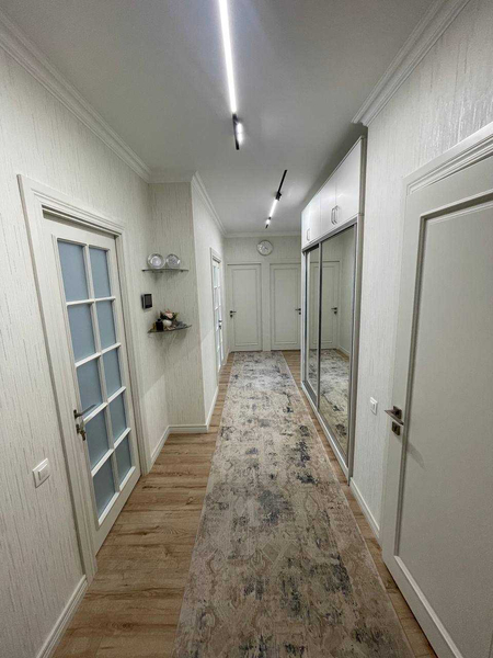 Срочно продаётся 3 комнатная квартира в ЖК Silk Road. 86 кв.м. Сайрам