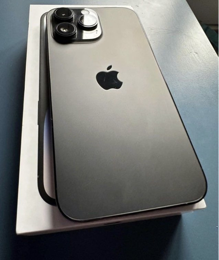 Iphone 14pro srochna sotiladi karobka dakument