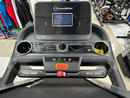 Беговая дорожка LifeGym LGM-701