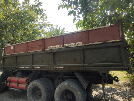Kamaz kuzuf sotiladi