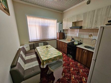 1 xonali 40m² 3-qavat uy sotiladi Ikkilamchi kreditga ham beriladi.