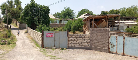 Uchastka sotiladi