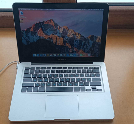 Продаются два компьютера ASUS R50C и MAC BOOK PRO (2009)