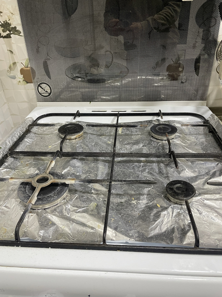 Газ плита с духовкой