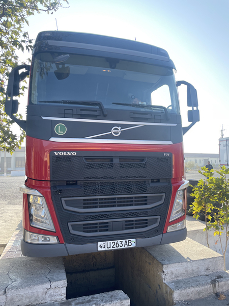 Volvo 2016 прицеп Kogel 2016