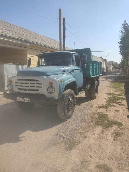 ЗИЛ сотилади 130