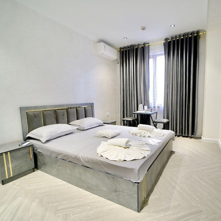 Bez zaks hotel 100 foiz ishonchli yengi ochilgn hotelmzda kutb qolamza