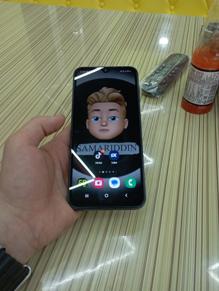 Samsung a14 6/128 xolati edial 1 yil kafolatberaman