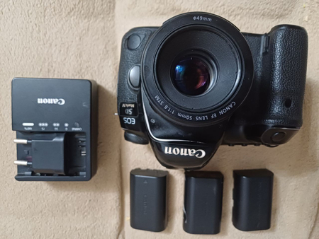 Canon mark 4 sotiladi