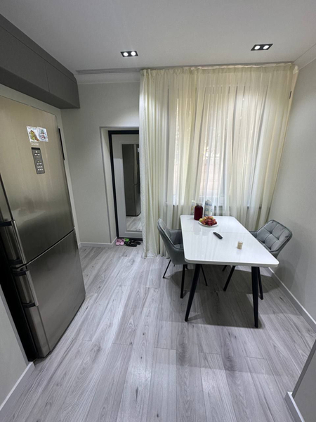 Продается 3/1/5 Карасу-1, 209школа (78м2)