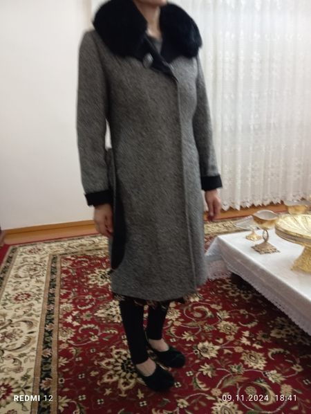 Пальто сатылады 1,2 кийилген