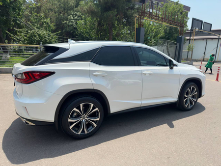Lexus RX 350 full kraska toza bir qol moshina