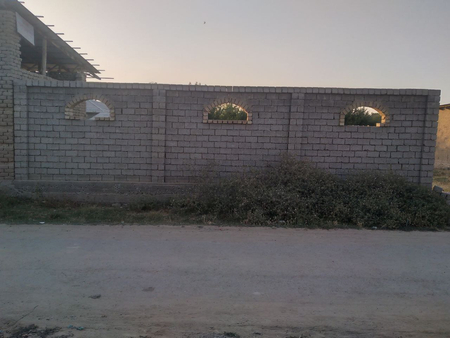 Uchastka sotiladi