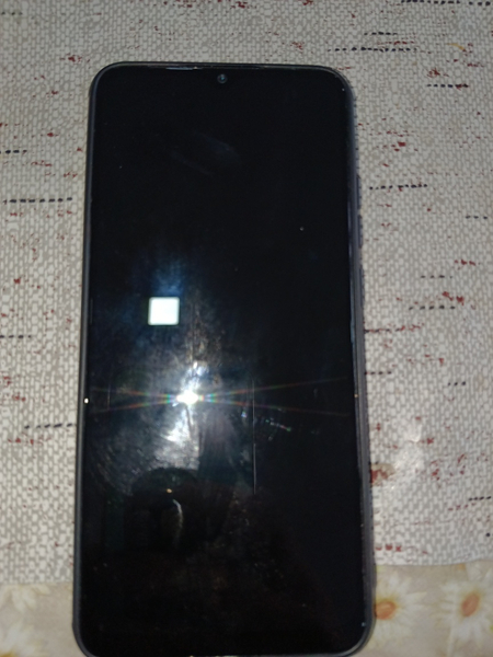 Samsung A03 xolati yaxshi