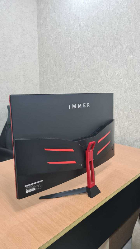 срочно продаю монитор  IMMER 32 в отличным состояние