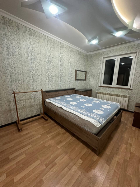 Сдается квартира 2ком Мирабадский р-н улица Чехова 60-школа (10206)