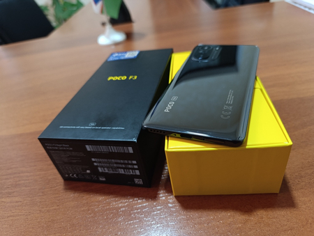Poco F3 global komplekt