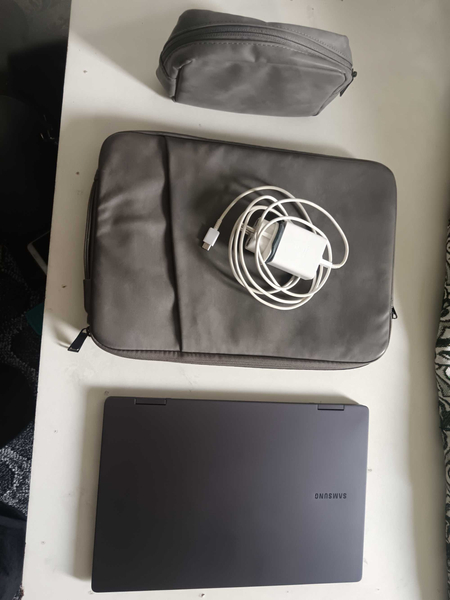 Samsung Galaxy Book