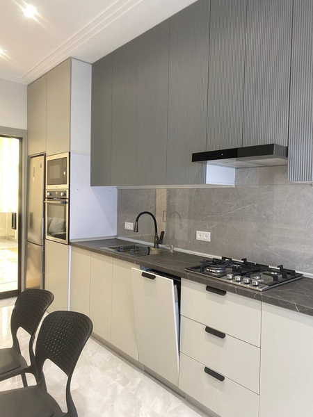 Продам квартиру 3/10/10/80м2 ЖК Yakkasaroy Residence 1я Нотариальная
