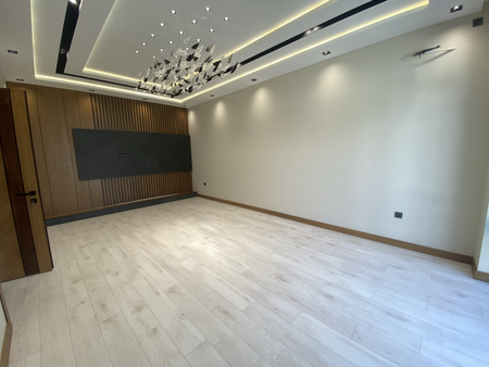 Дом, 300 м², 3 сотки, улица Темур Малик