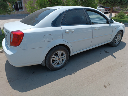 Lacetti 2-pozitsiya
