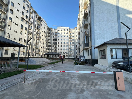 Продаётся 3-х комнатная квартира Олмоз махалля