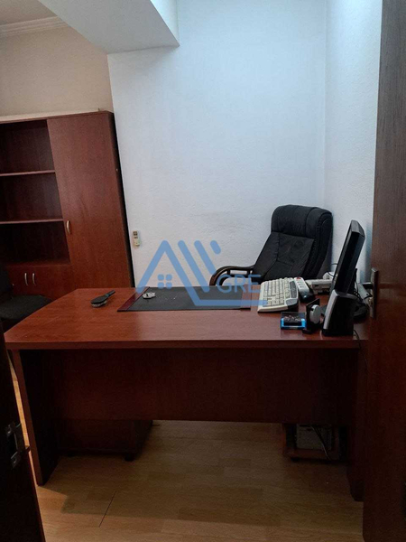 Садыка Азимова напротив Японского посольство 138м² 5\1\5 под офис