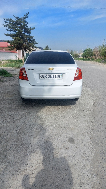 Laccetti 1.8 White colour