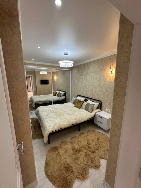 Хамза метро 2в3/2/12 Евро 70м² продам