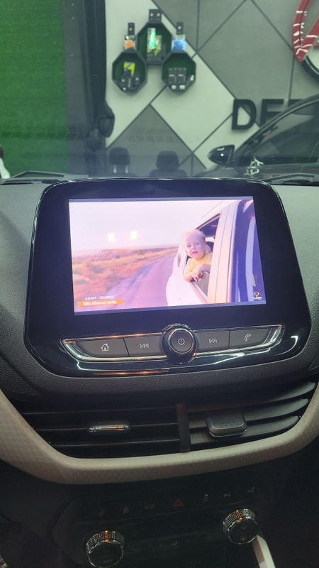 Car play universal