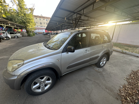 Toyota rav 4 2004