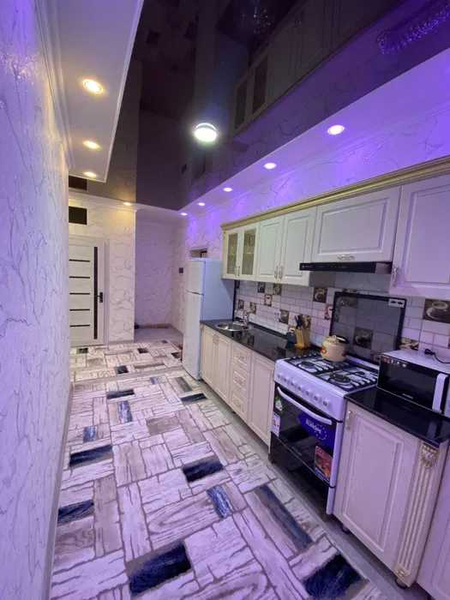 срочна Горит Аренда новостройка 3 комнатная квартира за 480$ id sh 349