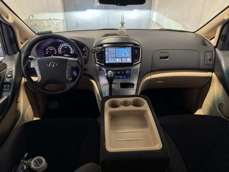 Hyundai Starex H 1 2019