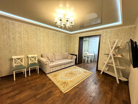 ЦУМ Космонавтов 4/3/4 (116м2)