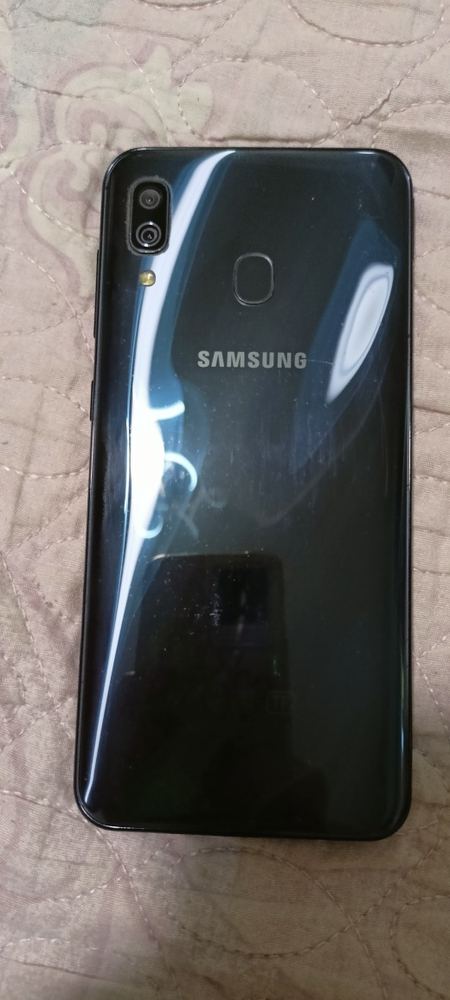 Samsung Galaxy A30