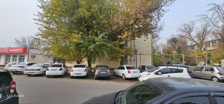 Под Офис Можно делат Шоу Рум, Магазин,Офис,