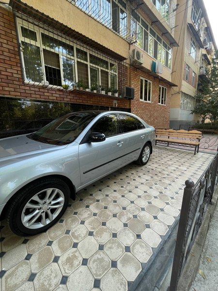 Продаю легковой автомобиль Хундай Соната 2006