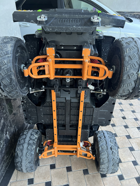 Detskiy moshina Jeep