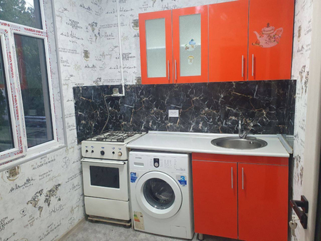 -Продается 2 комнатня квартира 2/3/4 Зеркалка 163 Школа