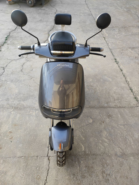 Skuter Arivo 700 Скутер Ариво 700