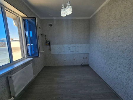 2 xonali 52m² 1-qavat.trikotaj fabrikasi
5 qavatli yangi g‘ishtli dom.