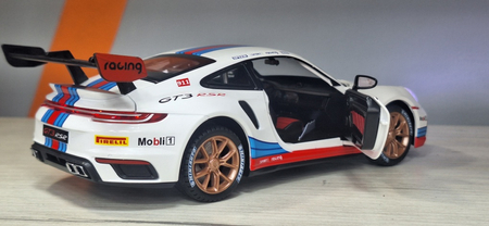 Porshe 911 Sport car