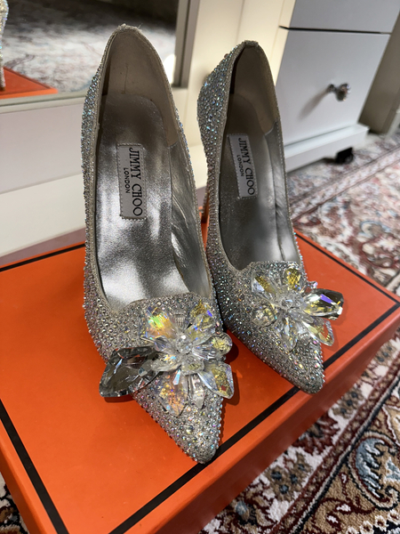 Jimmy Choo представил туфли Золушки