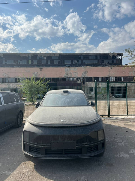 Lixiang l9 Ultra black/orange