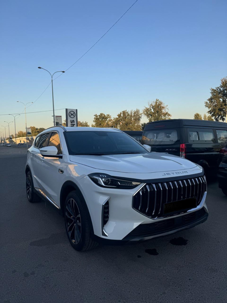 Jetour X70 Plus 1.6 Sotiladi