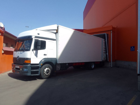 Mercedes Bens Atiko