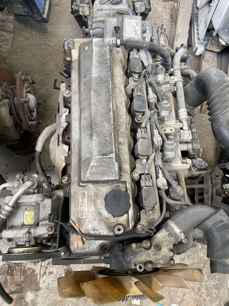Isuzu senji motor oltitalik karobka