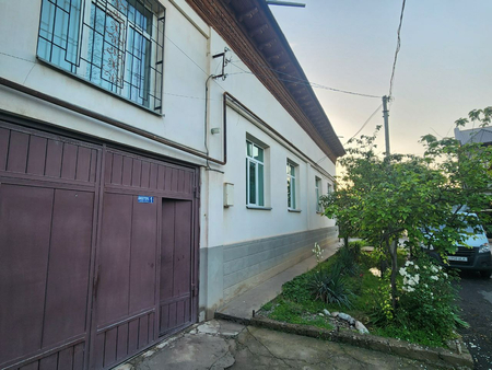 Yashnabod tumanda HOVLI