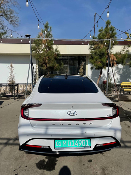 Hyundai Sonata avto